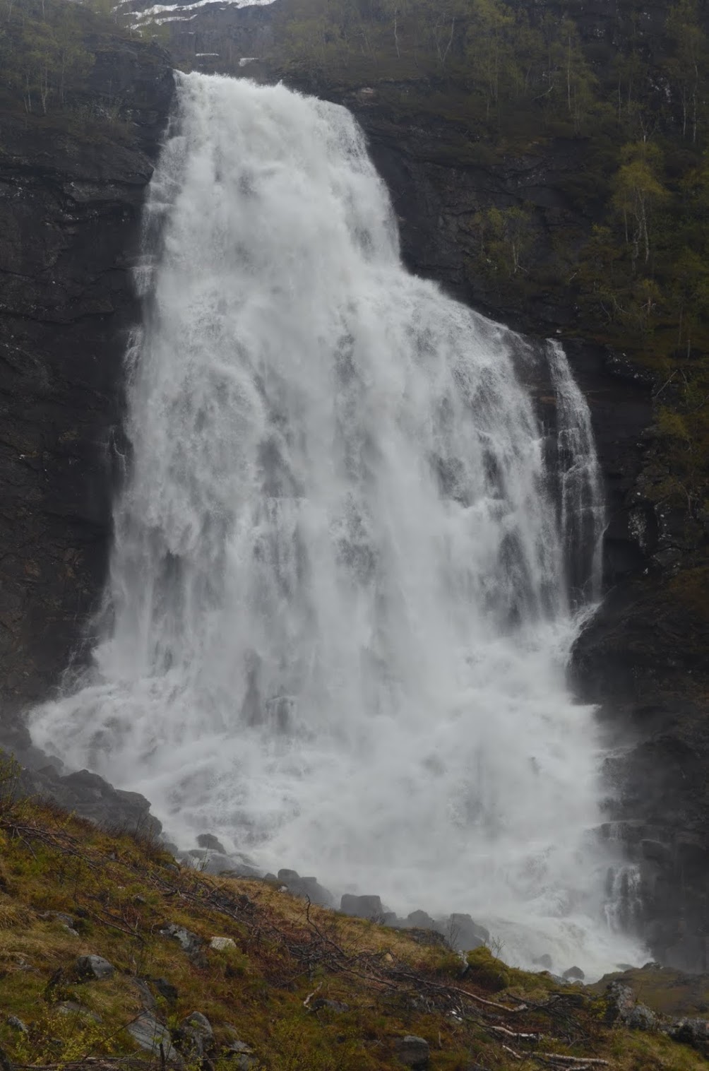 Fossen Bratte, Norway – Waterfall Record