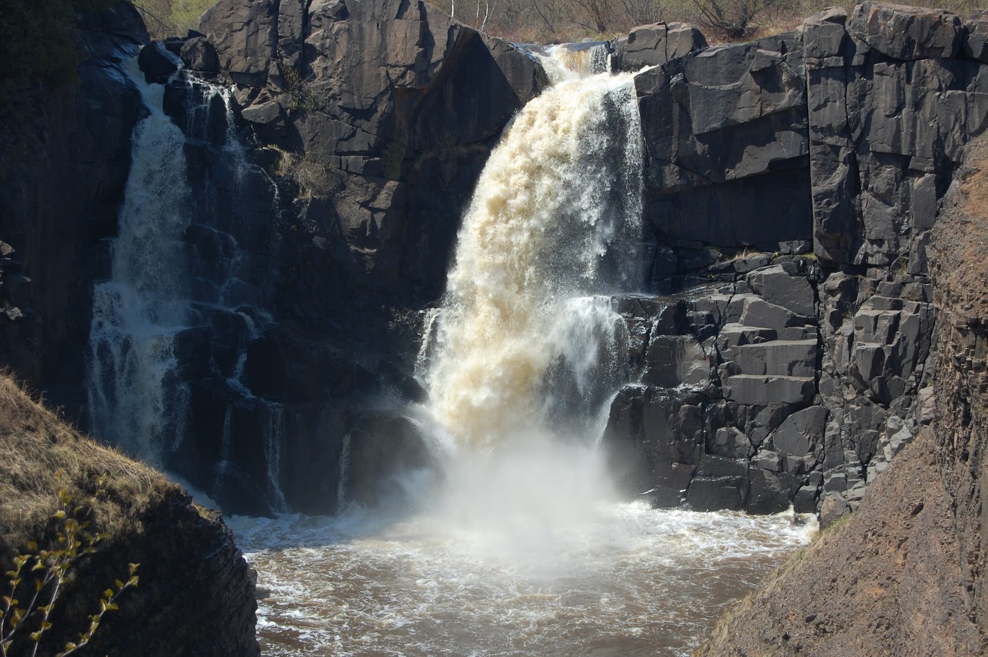 High Falls of the Pigeon River, Minnesota/Ontario – Waterfall Record